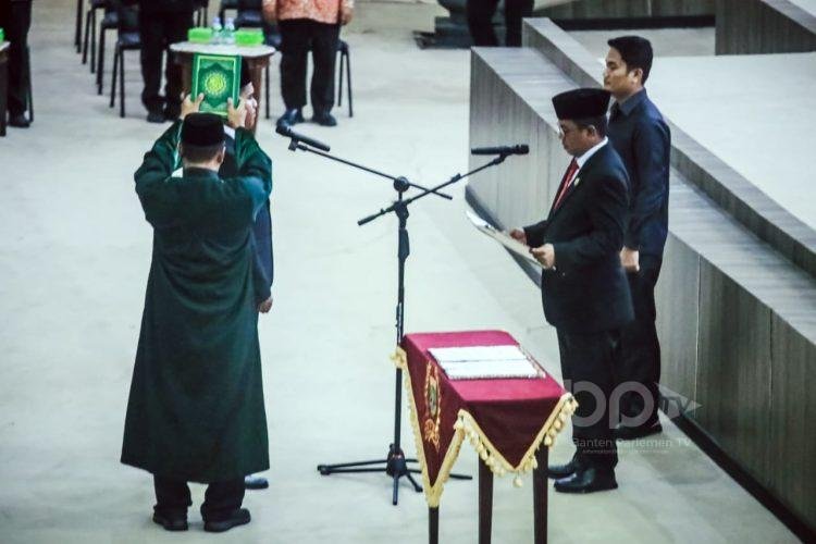 Gantikan H. Miftahudin, Teuku Muhammad Zacky Resmi Jadi Anggota DPRD ...